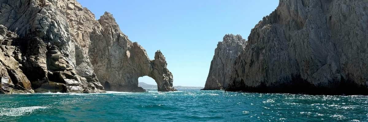Private Jet to Cabo: Cost, Flight Time, and the Best Routes to Book